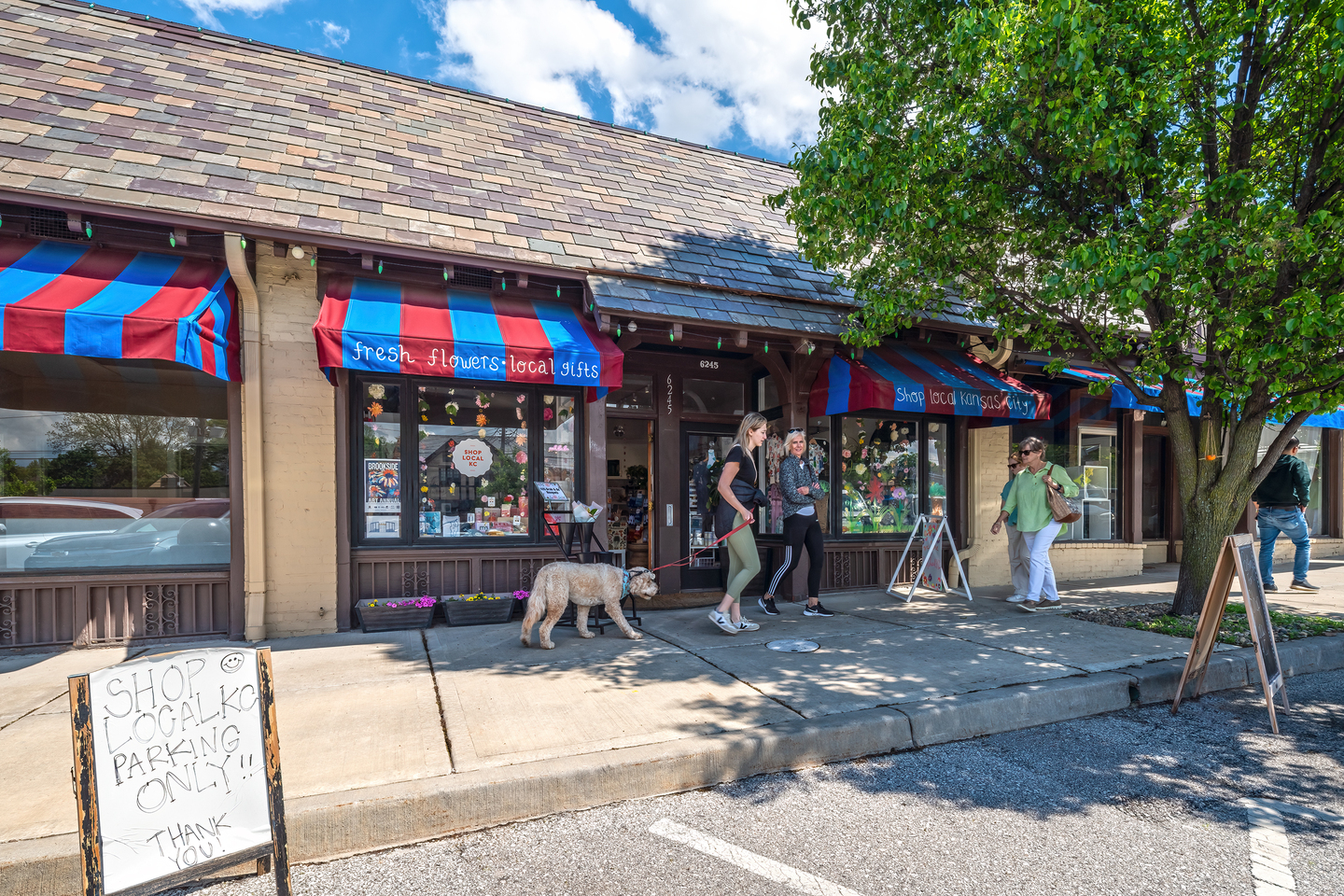 Brookside Shops | First Washington | First Washington