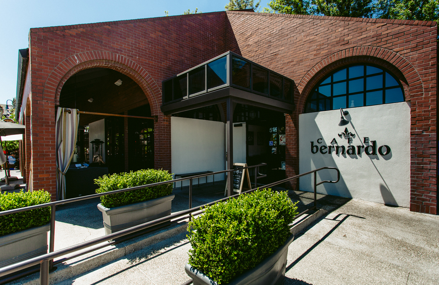 Pavilions Center | First Washington | First Washington